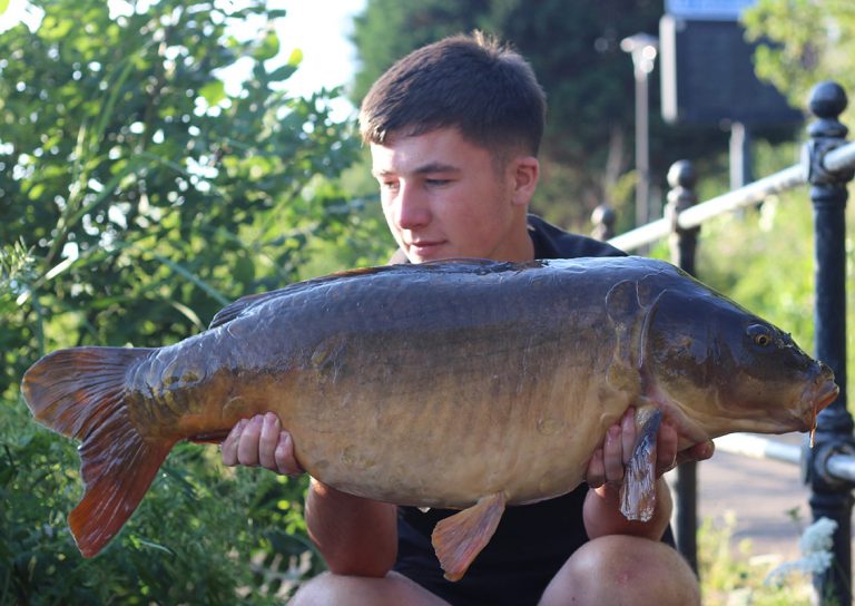 Thinking Anglers News - Luke Mallet – Wharf Weapon